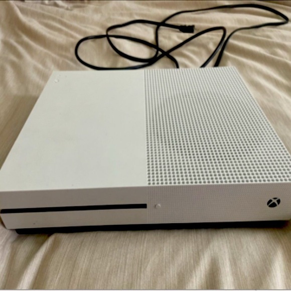 Xbox | Accessories | Xbox One S Terabyte White Series S Controller ...